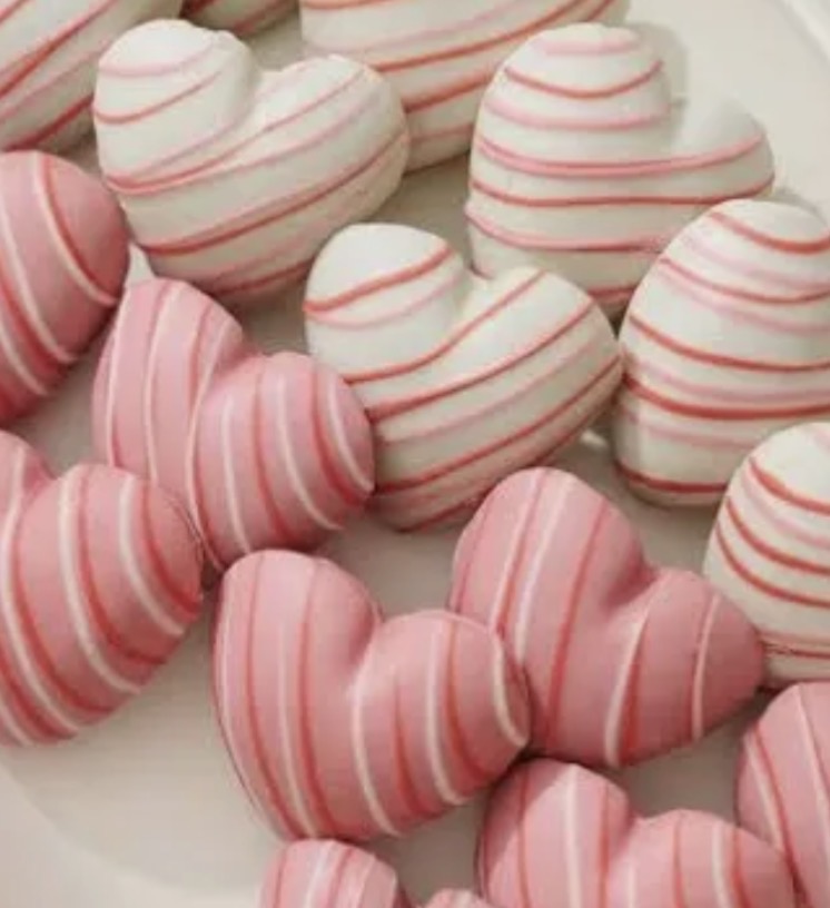 Heart-Shaped Chocolate Cake Bites Add-On – mindyKNOWS NAU • mindyKNOWS